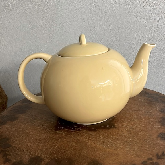 Copco | Kitchen | Mid Century 983 Modern Yellow Cream Color Ceramic Tea ...